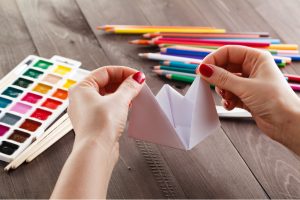 Lucru de acasa. Cum faci față cu job remote și copiii alături