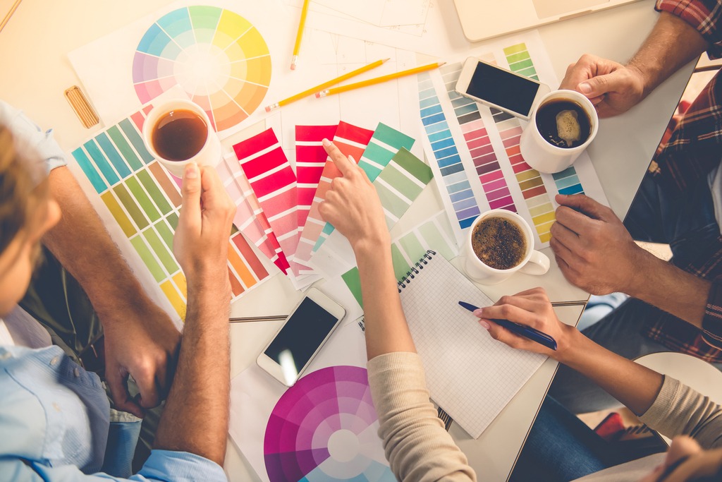 Curajul de a îndrăzni mai mult în carieră. Află povestea liderilor din ...